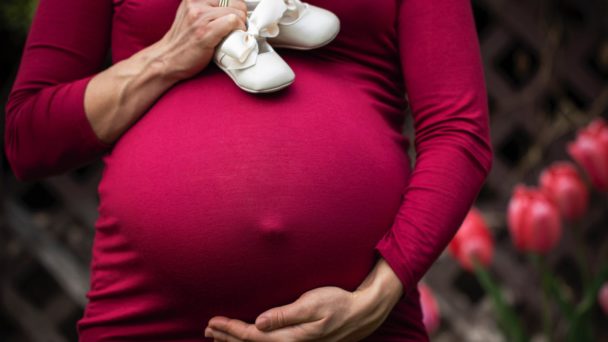Kinnfalten: Wir zeigen dir die 4 besten Tipps gegen Falten am Kinn